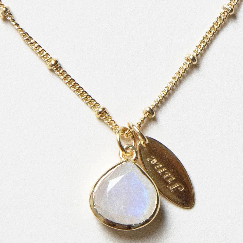 June Birthstones: Pearl, Alexandrite, and Moonstone
